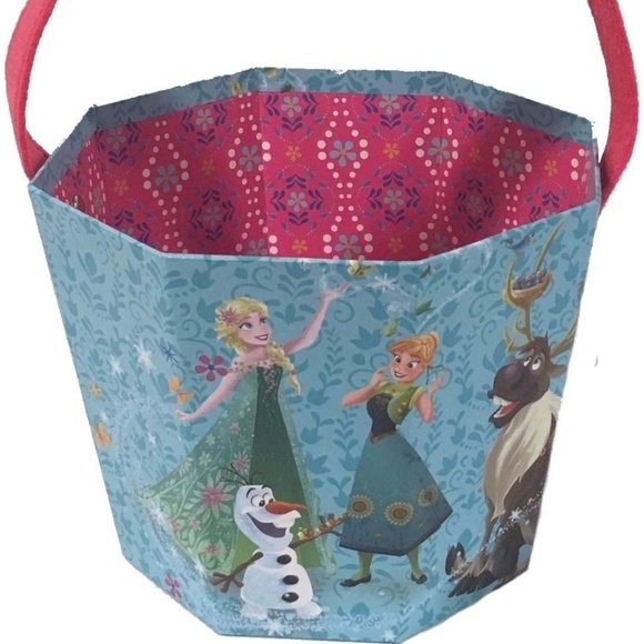 Disney's Frozen | Costumes | Disneys Frozen Paperboard Bucket | Poshmark